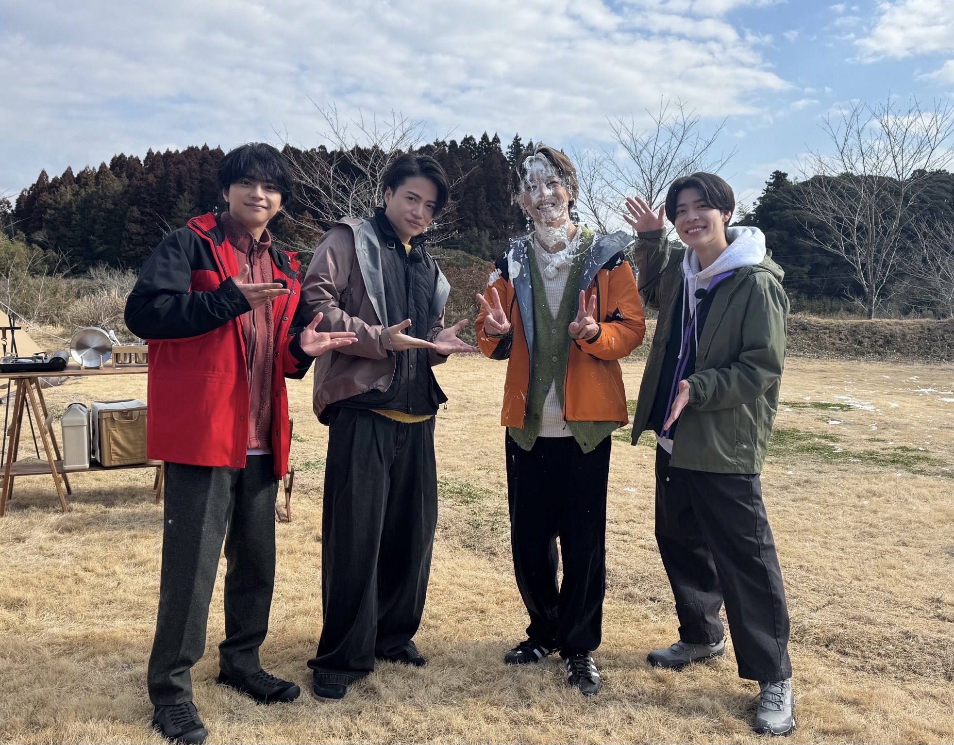 (4ページ目) 「社員くらい赤坂来てる」宮舘涼太に冠ラジオ TBS・SnowMan、日テレ・SixTONES、フジはtimeleszの三つ巴濃厚気配｜ニュース｜ピンズバNEWS