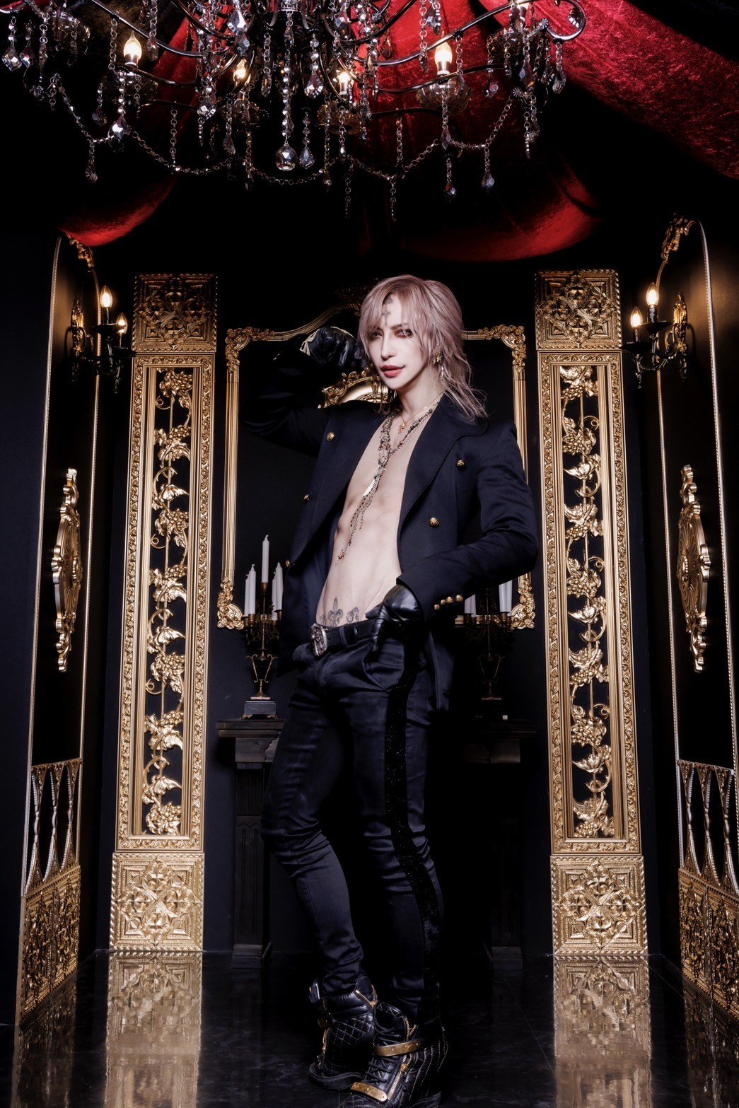 (2ページ目) GACKTが「面白い奴」と評するギタリスト・MiA、身体改造の裏にある優しさと逆境から這い上がる方法を語る【インタビュー】｜ニュース｜ピンズバNEWS